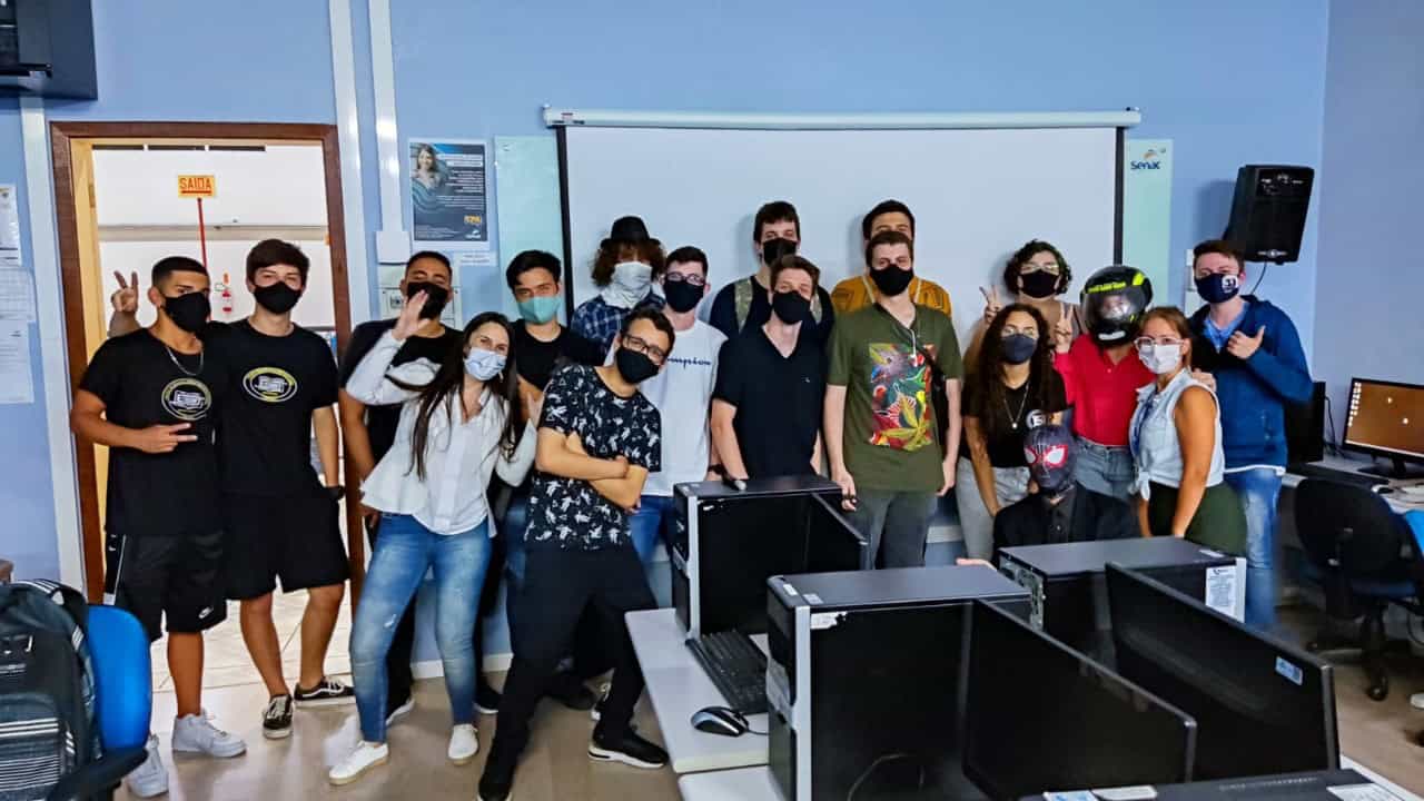 Jovem Programador promove Hackathon para fomentar inovação - Deolhonailha