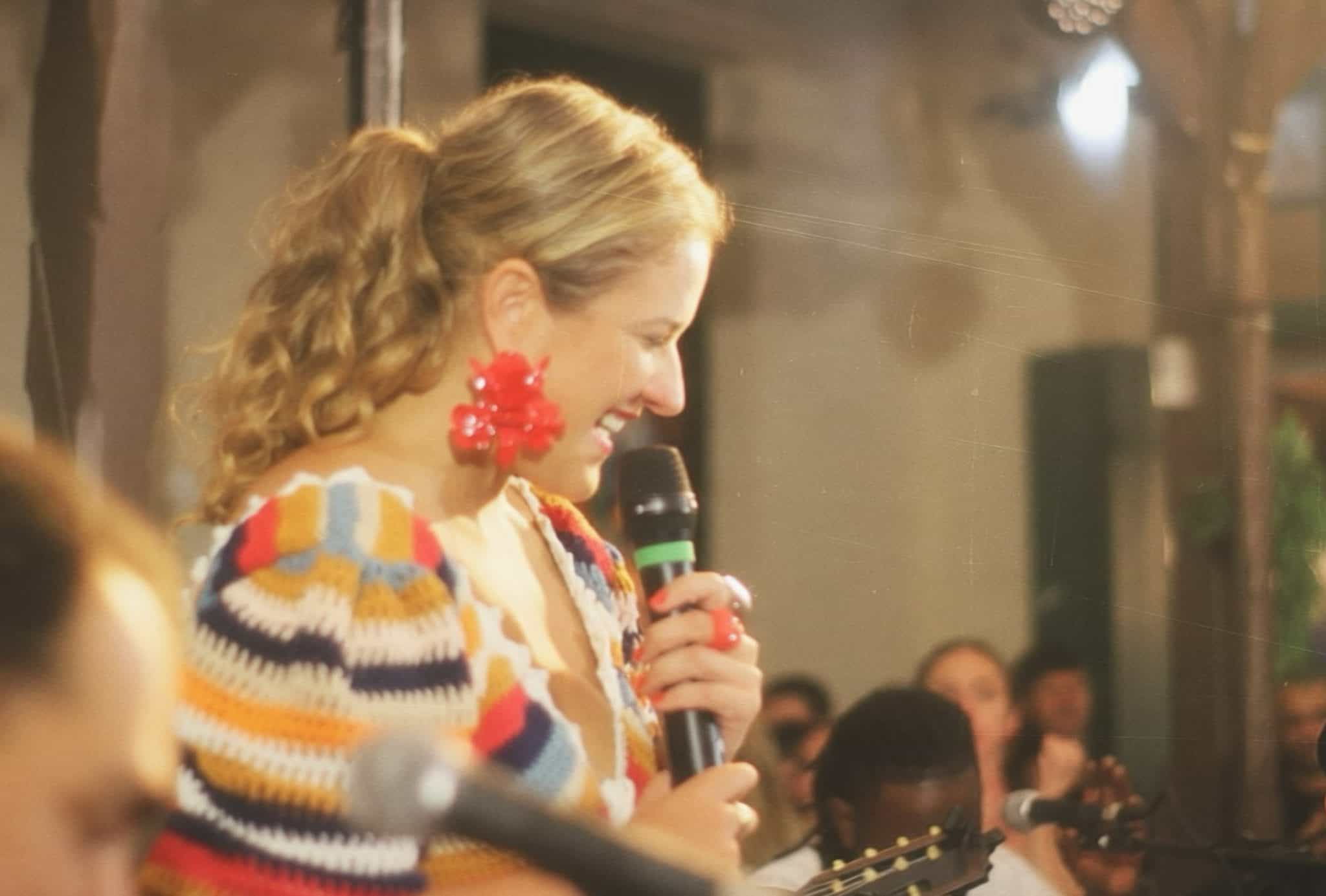Terças Sonoras recebe Bárbara Damásio Trio em releitura do álbum Áudio ...